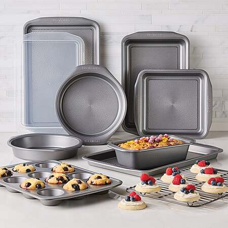 Costco Members: 10-Piece Circulon Non-Stick Bakeware Set $59.99 + Free ...