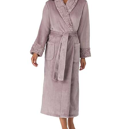 Carole Hochman Ladies’ Plush Robe $10. F/S from Costco. - 2025-02-22